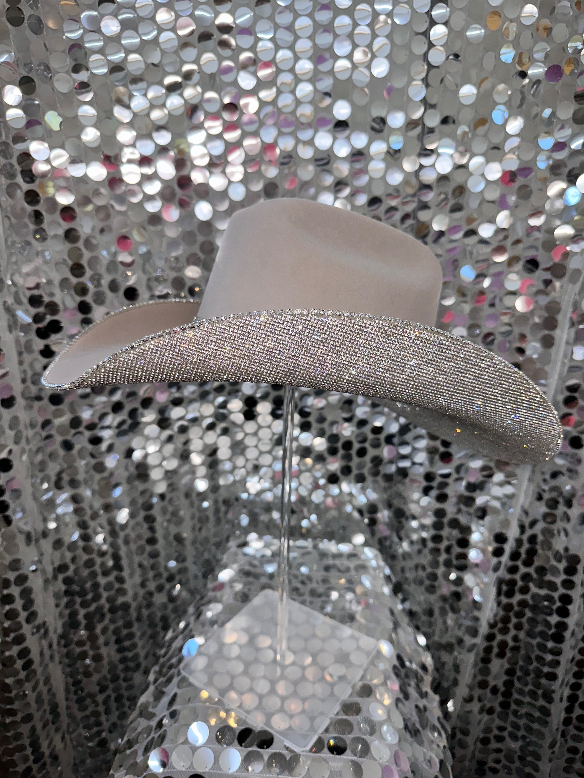 Silver Belly & Crystal Hat – Rhinestone Cowgirl